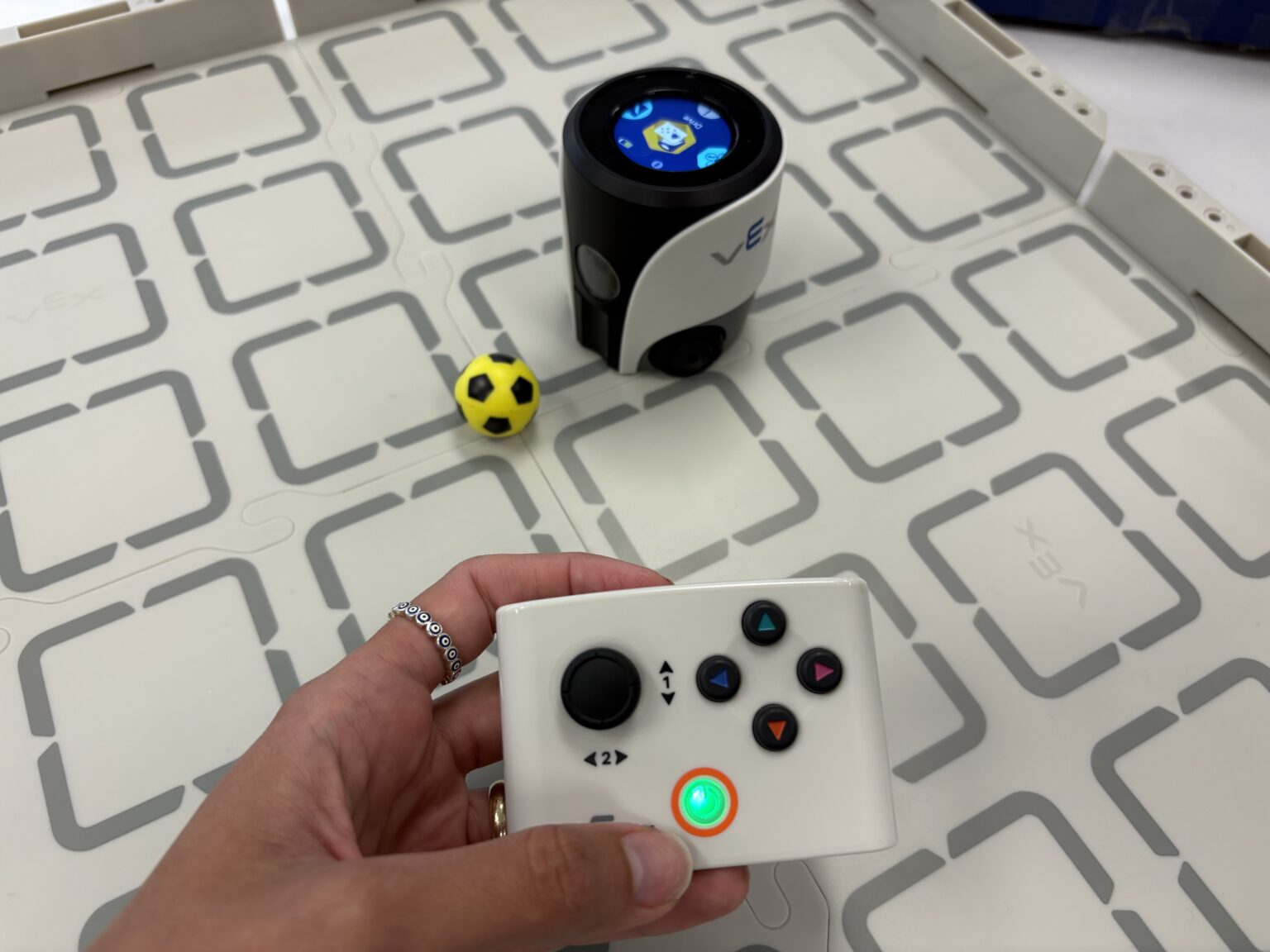 Meet VEX AIM, A New Addition to the MILL! – MOREnet